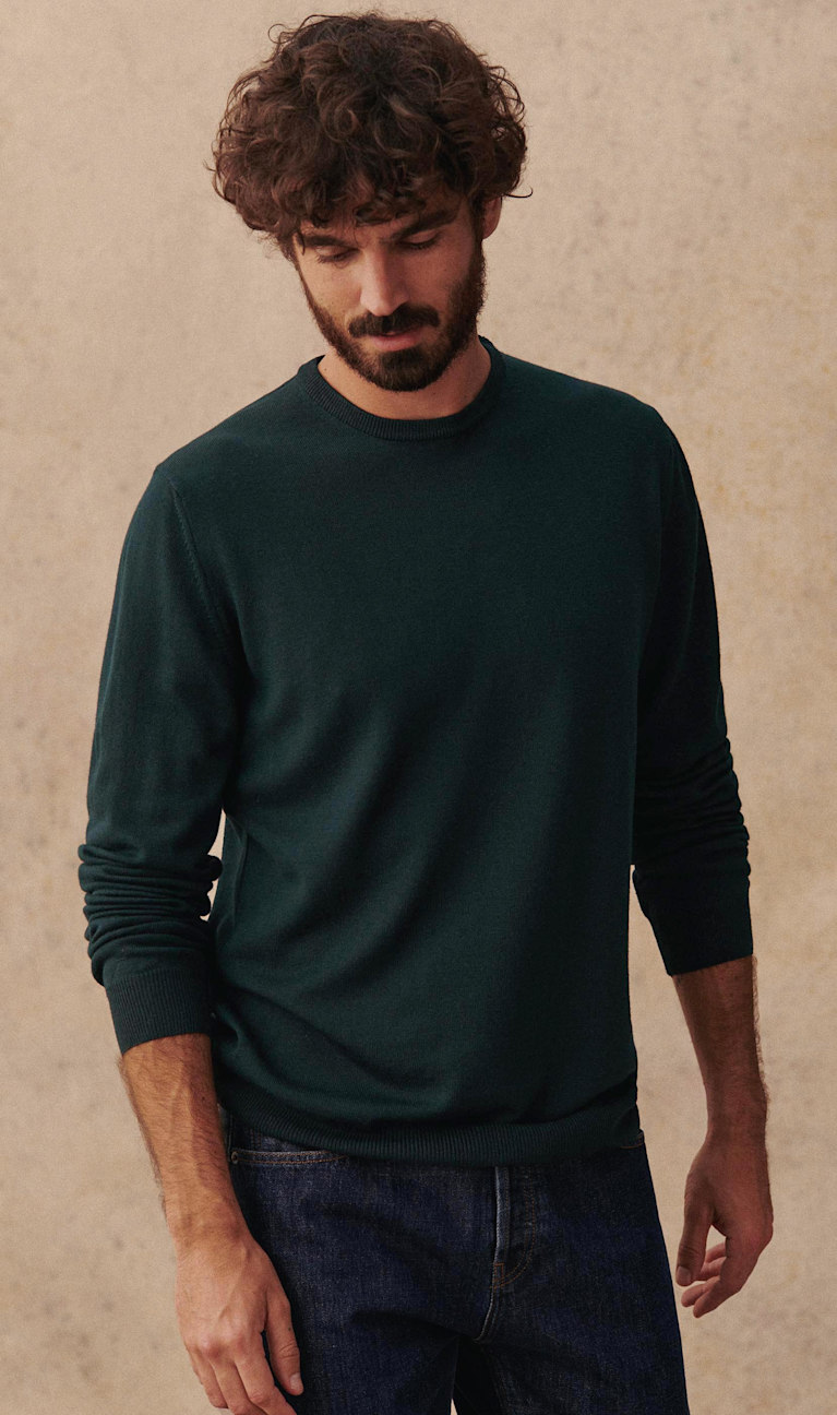 Essential knitwear: basic and elegant | Menswear | Octobre Editions