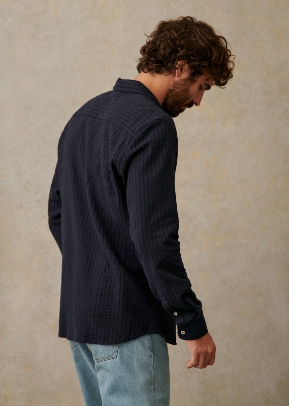 Lars Shirt - Textured Navy - Cotton-linen textiles - Sézane