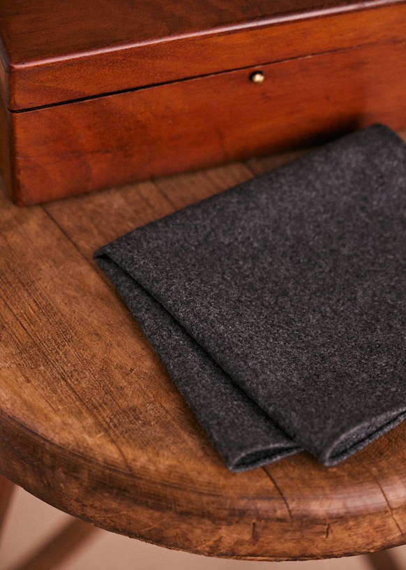 Monty Handkerchief - Grey Flannel - Wool - Sézane