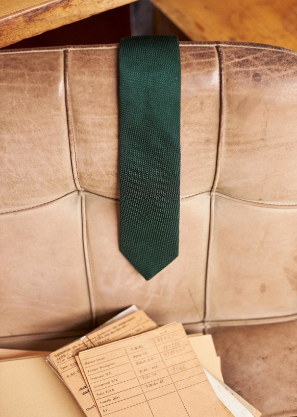 Fletcher Tie - Navy with Burgundy Stripes - Wool - Sézane