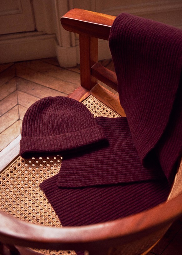 Richard Box Beanie / Scarf - Burgundy - Wool - Sézane