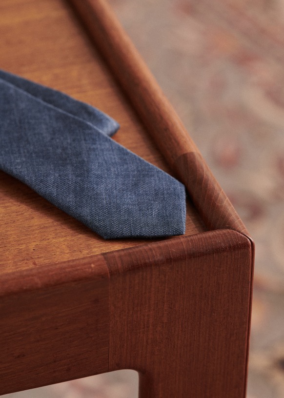 Fletcher Tie - Navy with Burgundy Stripes - Wool - Sézane