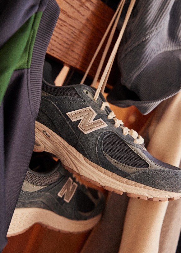 NEW BALANCE - MENS 2002 ""HIGHER LEARNING"" Sneakers - Vintage Blue ...