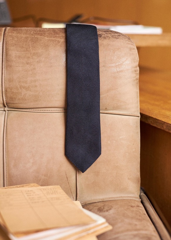 Fletcher Tie - Navy with Burgundy Stripes - Wool - Sézane