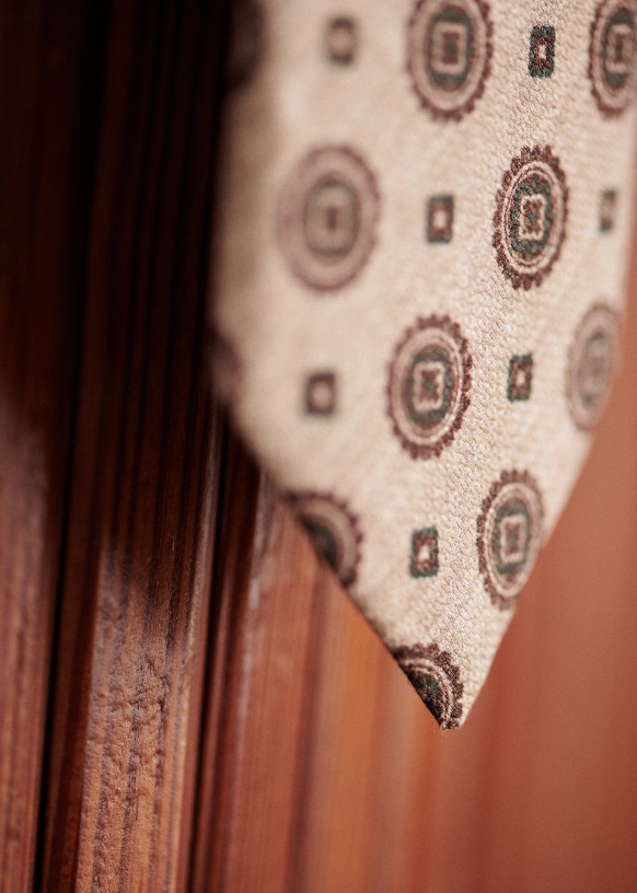 Fletcher Tie - Navy with Burgundy Stripes - Wool - Sézane