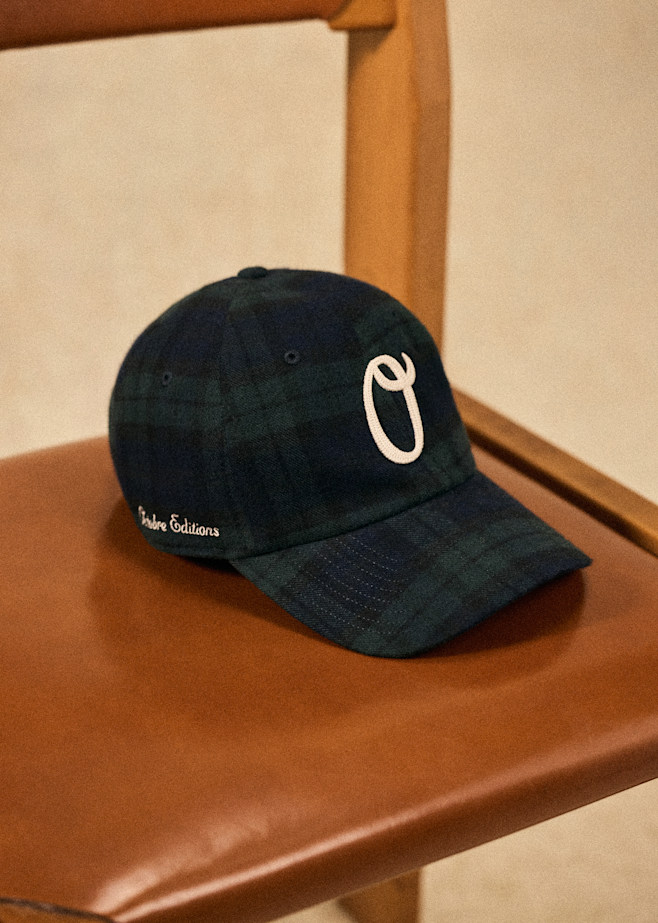 Casquettes | Collection Homme | Octobre Éditions